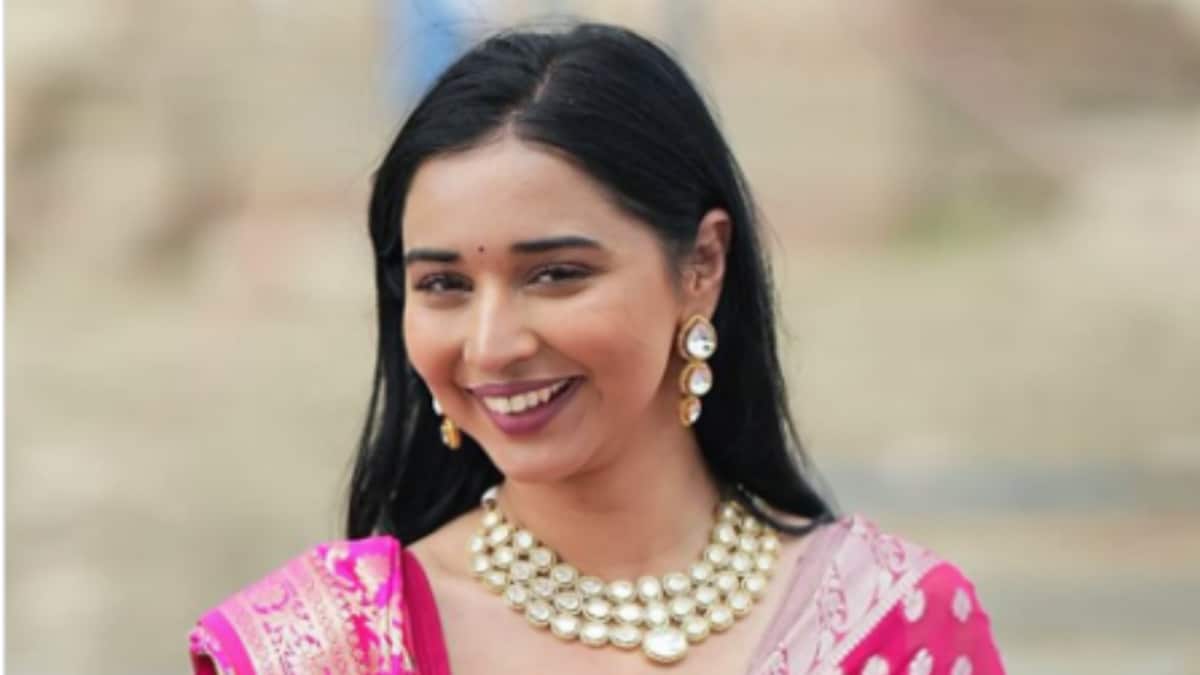 150 Bodyguards, Ex-Boyfriend And Sarees: Is Tanya Mittal ‘Really Fake ...