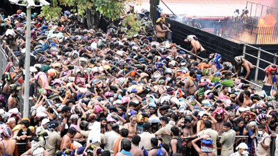 Kerala High Court Pulls Up State Over Sabarimala Crowd Management, Asks ...