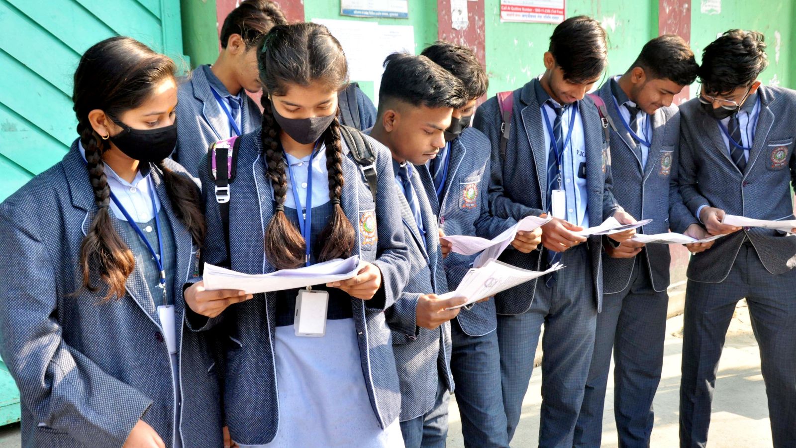 Will Delhi Schools Remain Closed Tomorrow Amid Severe Air Pollution ...