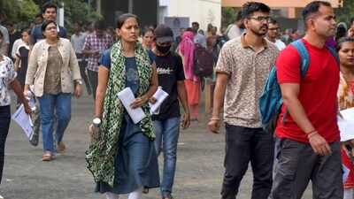 CBSE Issues Notice on KVS And NVS Recruitment 2025 Qualification ...