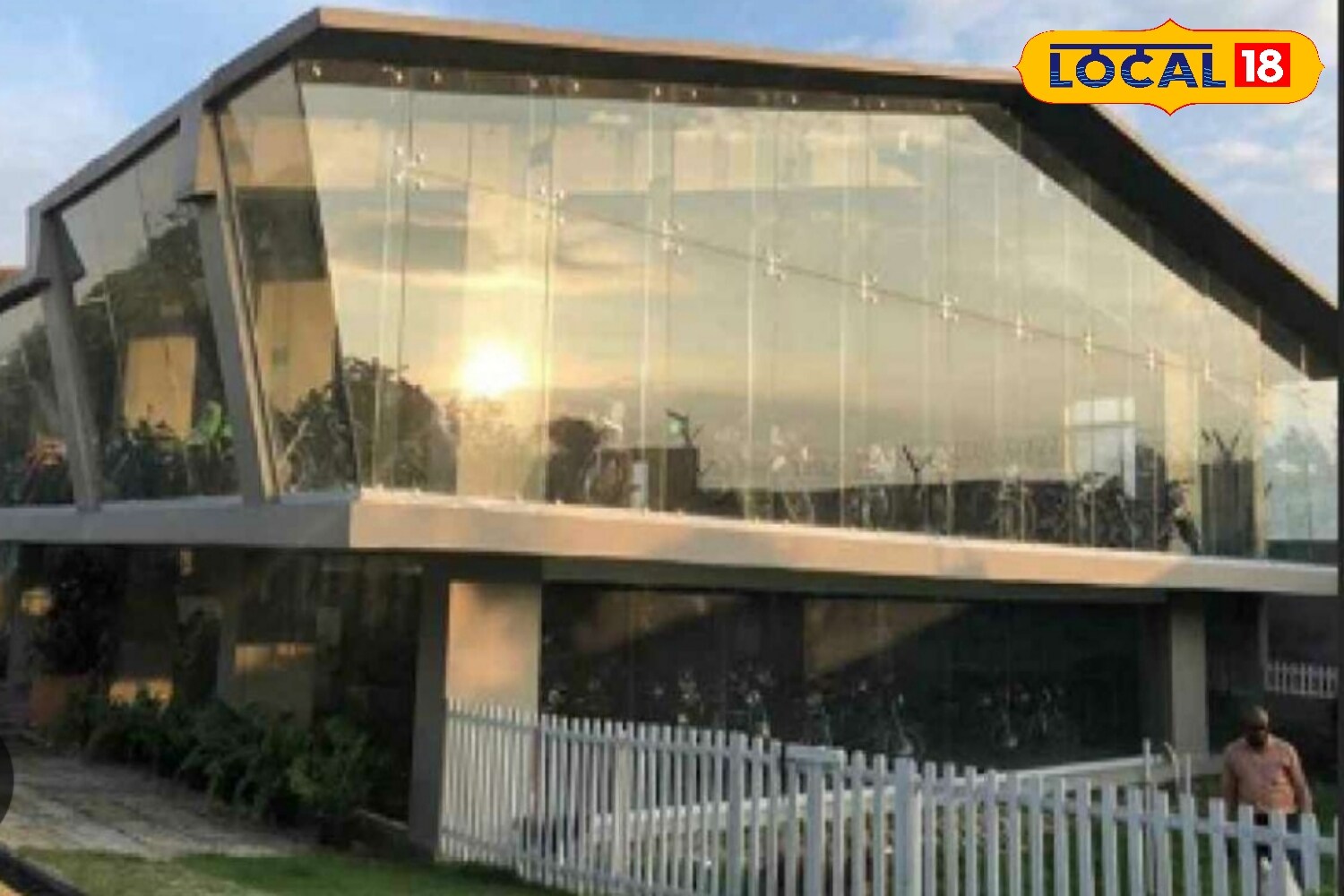 MS Dhoni Has 4 Homes In Ranchi, But This Is Where He Lives | Photos