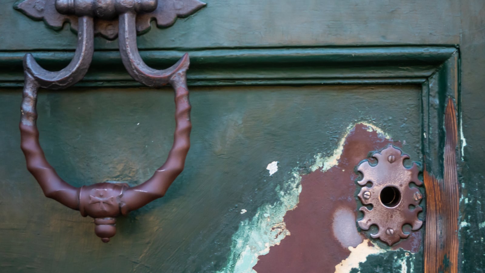 This Iconic Spot In Rome Lets You See Three Countries At Once, And ...