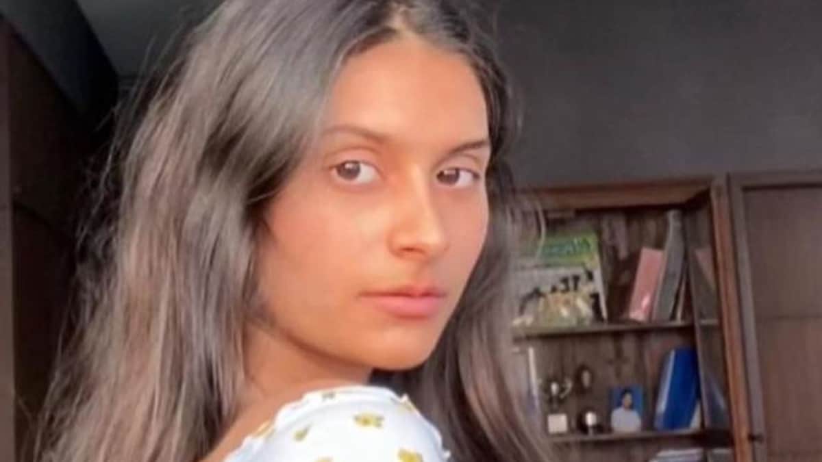 Arjun Rampal’s Daughter, Mahikaa, Makes A Rushed Entry At Nirvan Khan’s ...