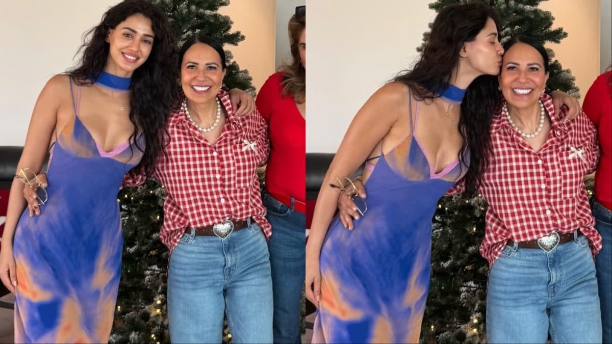 Disha Patani Ditches Festive Reds For A Rs 3.5K Blue Maxi Dress This ...