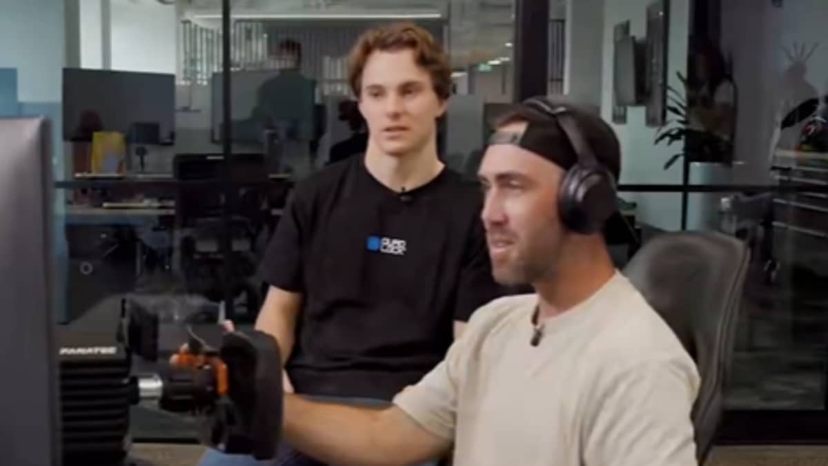 Epic Crossover: Oscar Piastri Teaches Glenn Maxwell How To Drive An F1 ...