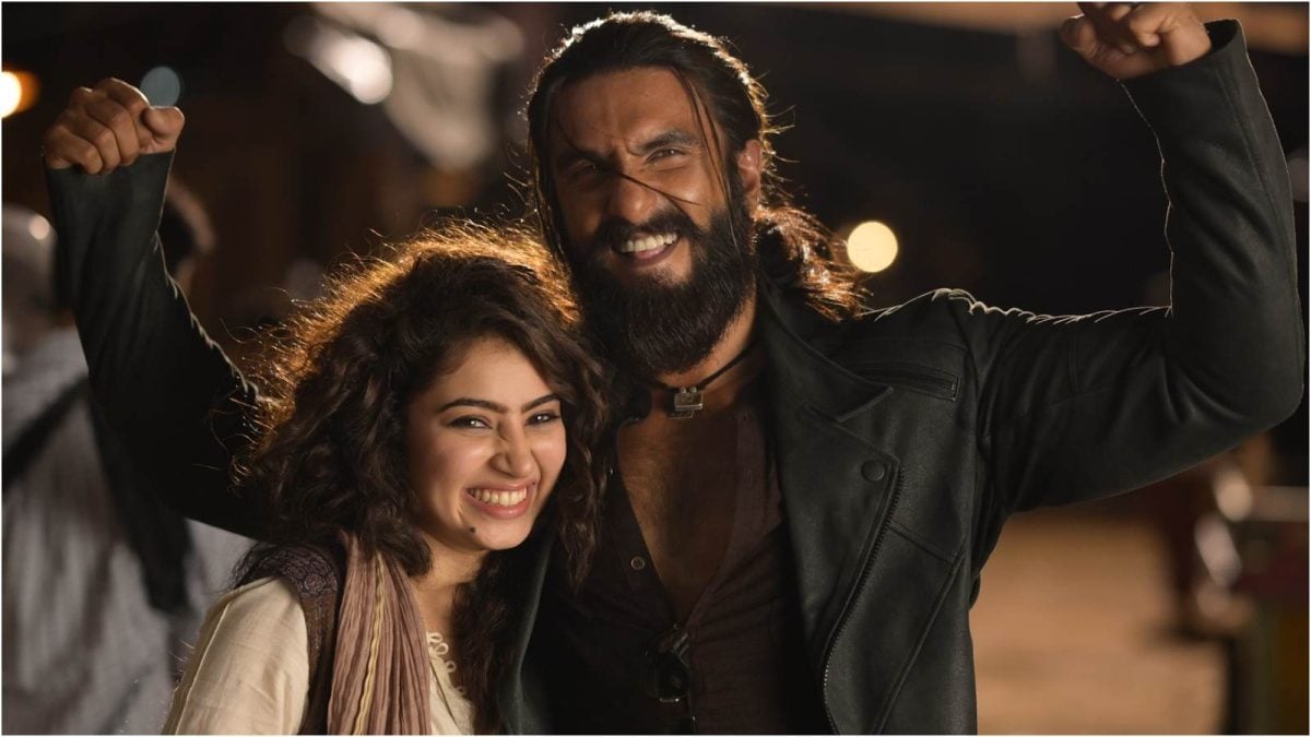 Sara Arjun BREAKS Silence On 20-Year Age With Ranveer Singh In ...