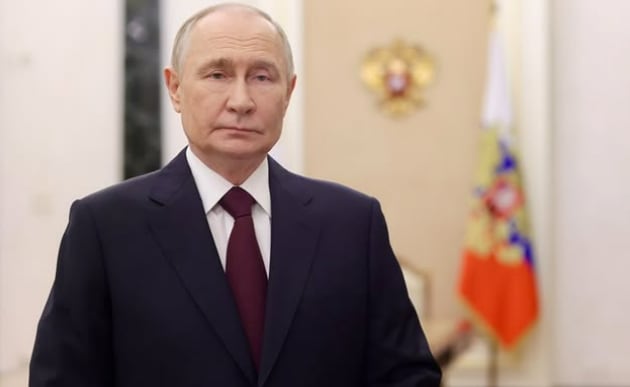 Vladimir Putin’s Lovers And Children: What We Know About His Secret Life