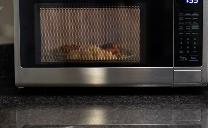 Why Do Non-Vegetarian Foods Pop Inside Microwave? Tips To Avoid Explosion