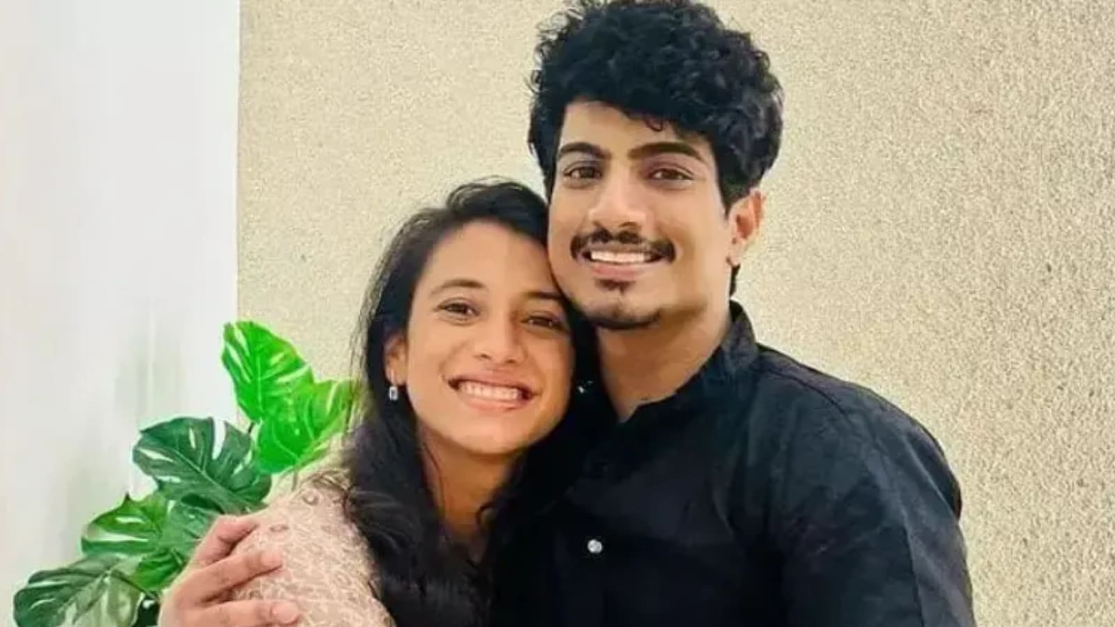 Usfijitimes | Palash Muchhal And Smriti Mandhana Unfollow Each Other ...