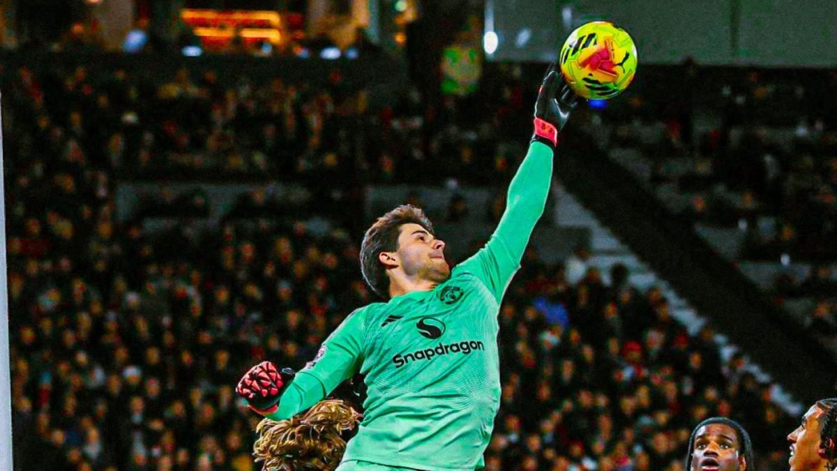 'There Is Calm At The Back'! Legendary United Goalie Heaps Praise On ...