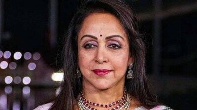 Hema Malini Recalls Living In A Haunted Bungalow: 'Every Night, Someone ...