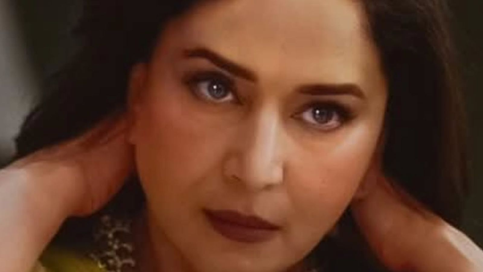 Her Box Office Power Was Unmatched, She Chose Love Over Fame & Settled ...
