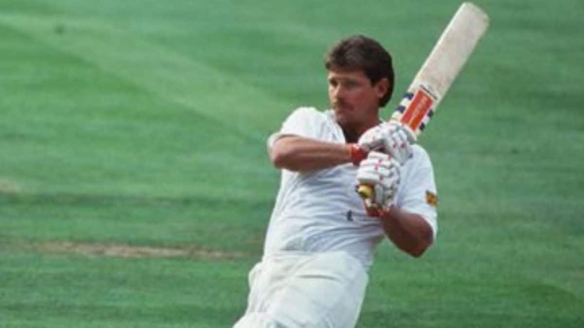 Ex-England Cricketer Robin Smith Passes Away At 62 | Cricket News - News18