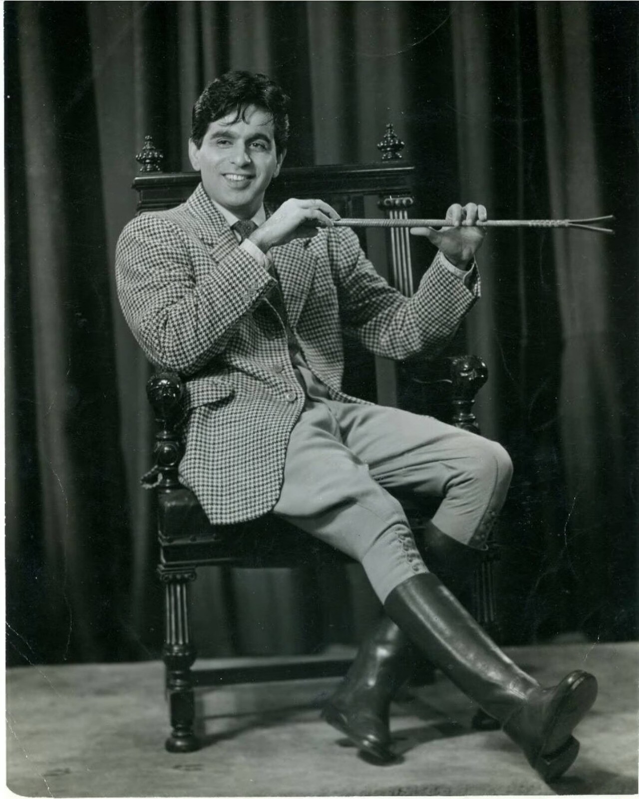 Star Fled As Soon As Dilip Kumar Entered The Set, Returned After Hours ...