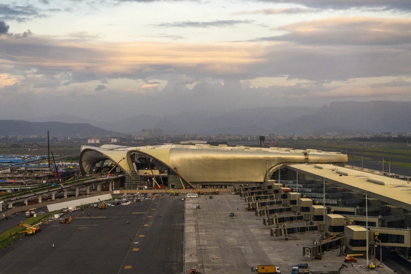 Navi Mumbai Airport Opens: Tips For Inaugural Day — Check-In Timings ...
