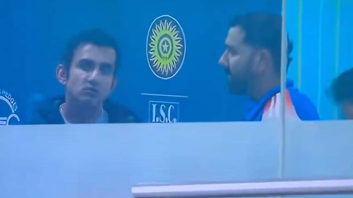 Rohit Sharma Shakes His Head During Animated Chat With Gautam Gambhir ...