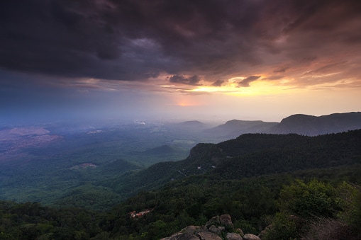Tamil Nadu’s Hidden Gems: Gorgeous Hill Stations That Are Perfect ...