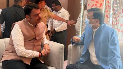 Fadnavis-Raut’s Warm Exchange At Wedding Goes Viral, Fuels Political ...