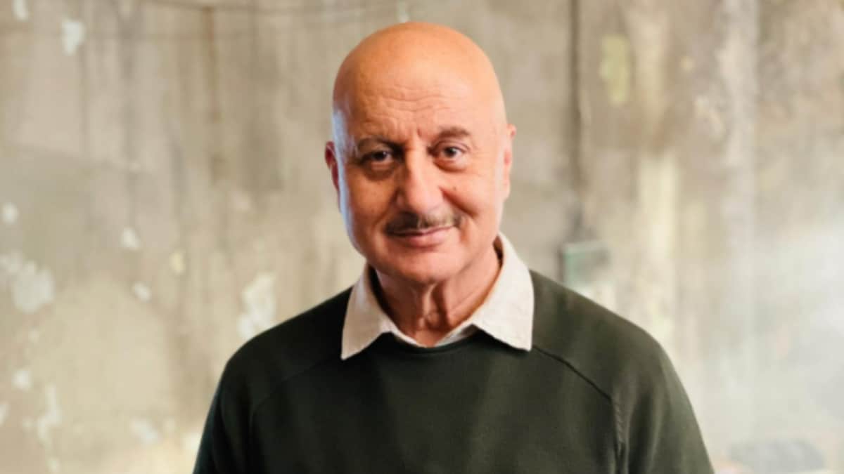 Anupam Kher Celebrates 50 Years In Mumbai With An Emotional Note: '41 ...