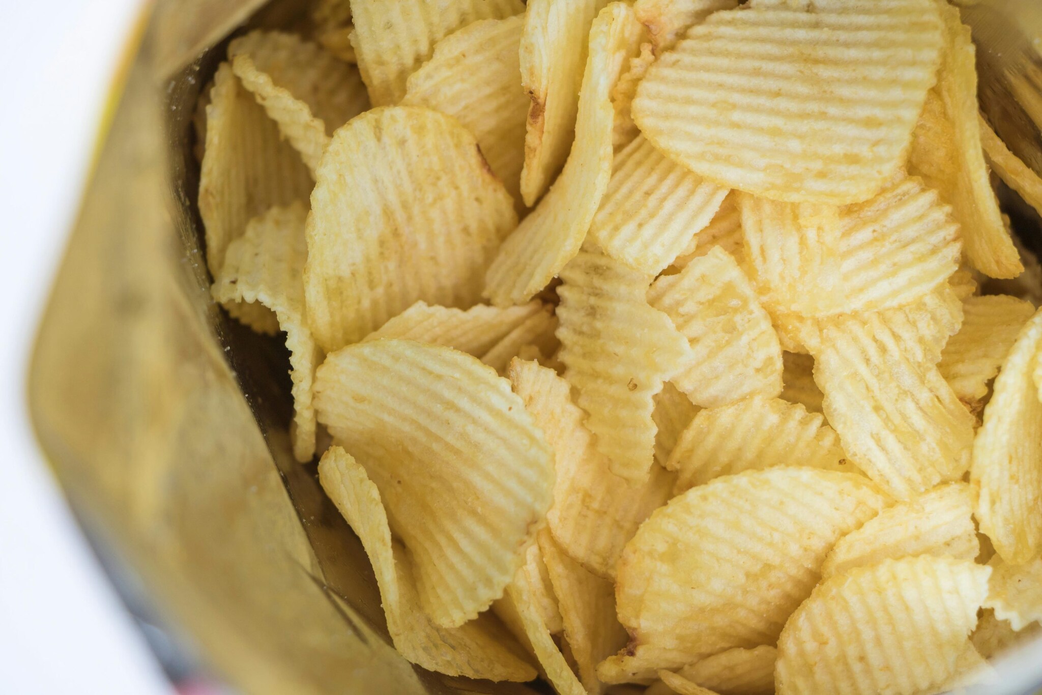 7 Foods That May Damage Your Skin