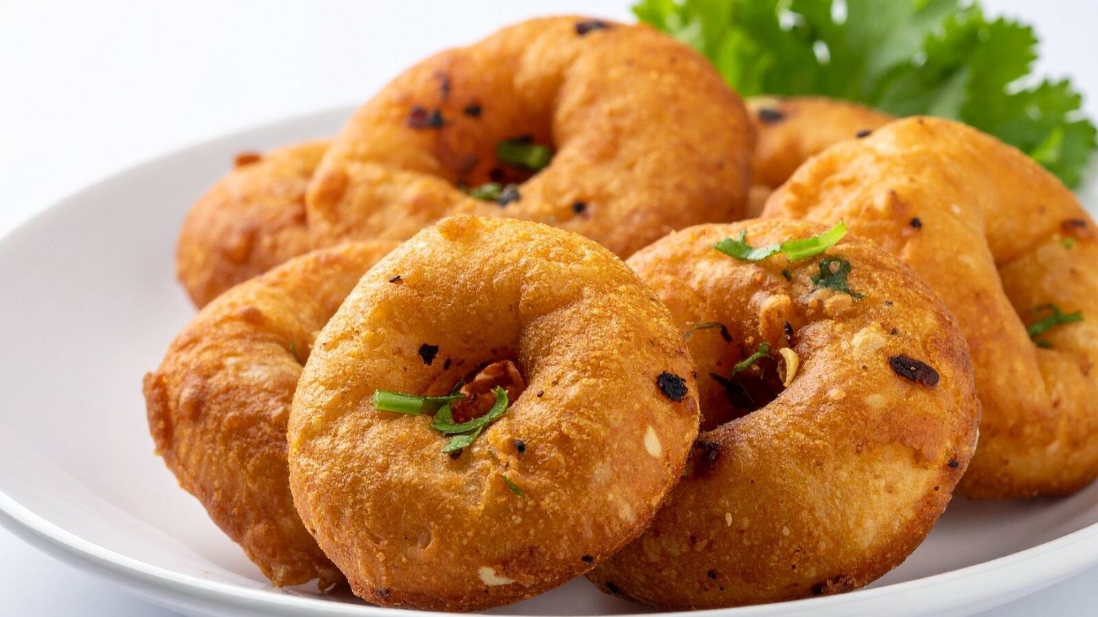 Ever Wondered Why Medu Vada Has A Hole? The Answer Is More Than Tradition