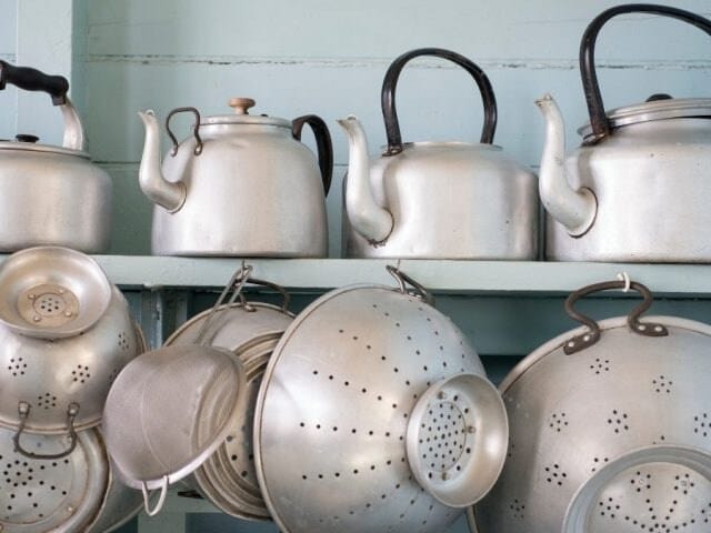 Are Aluminium Utensils Safe For Cooking? Experts Warn Of Hidden Kidney ...