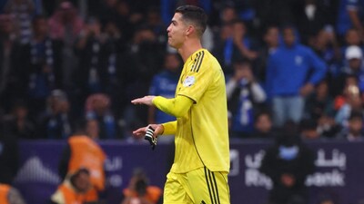 Furious Cristiano Ronaldo Storms Off In Disbelief As Al Nassr Collapse ...