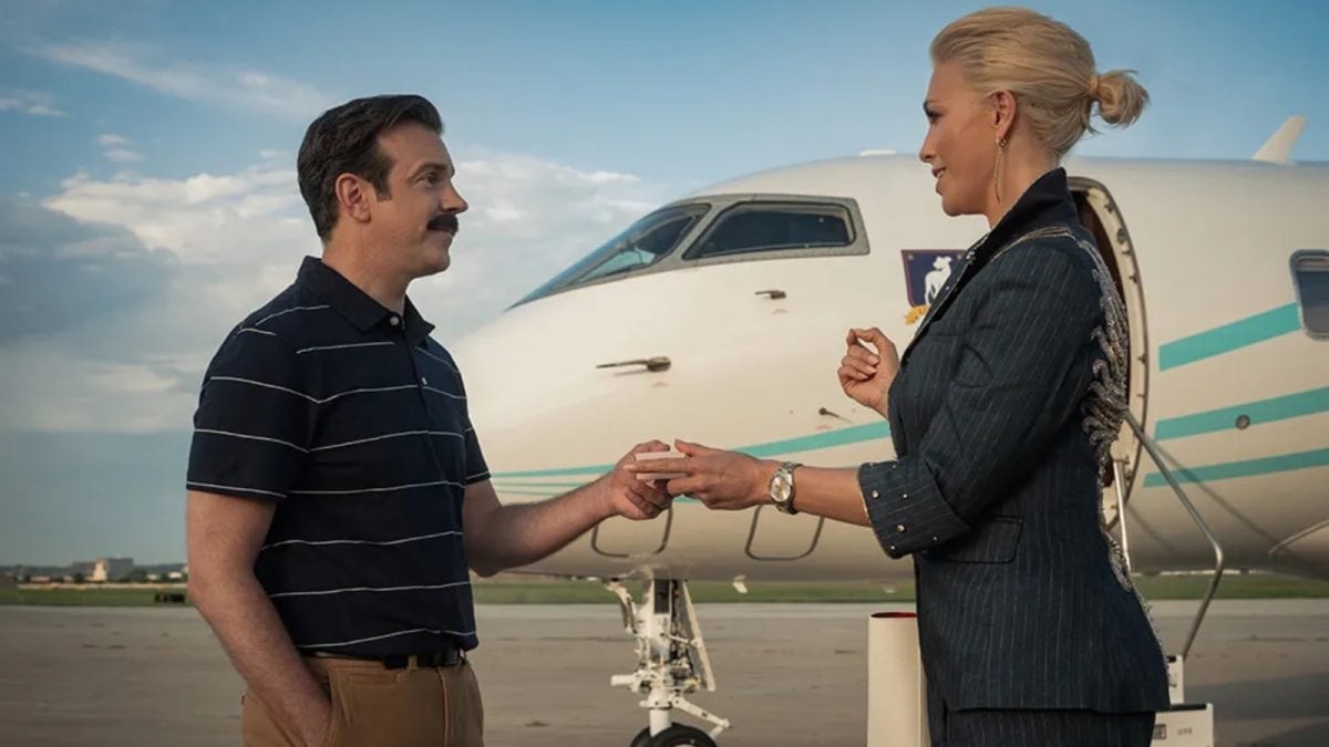 Jason Sudeikis Returns As Ted Lasso In First-Look Stills From S4, Set ...