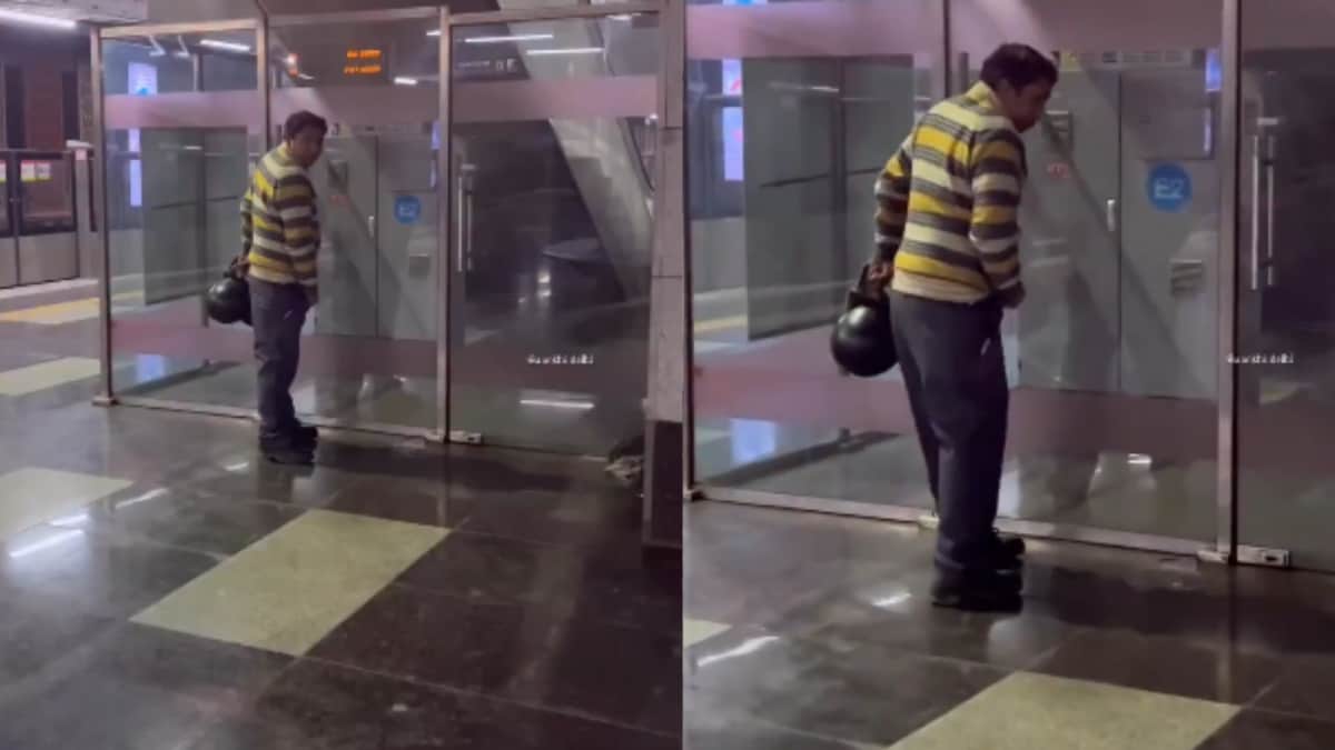 Delhi Man Urinates Metro Platform Stops After Seeing someone recording ...