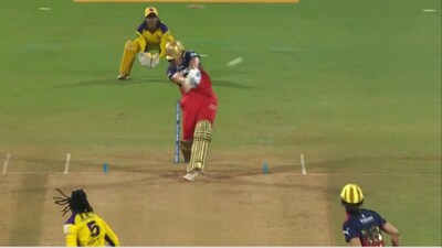 3 Fours, 3 Sixes, 1 No Ball & 1 Wide! Deandra Dottin Bowls Joint-Most ...