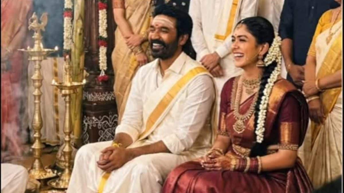 Dhanush Marries Mrunal Thakur In A Traditional Ceremony? Here's Truth ...