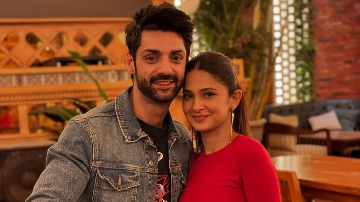 Karan Wahi And Jennifer Winget Tying The Knot Soon? Former Reacts ...