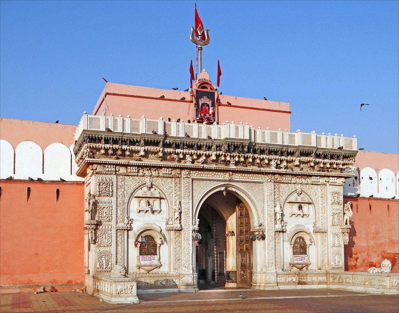 India’s Most Unusual Temples You Won’t Believe Exist