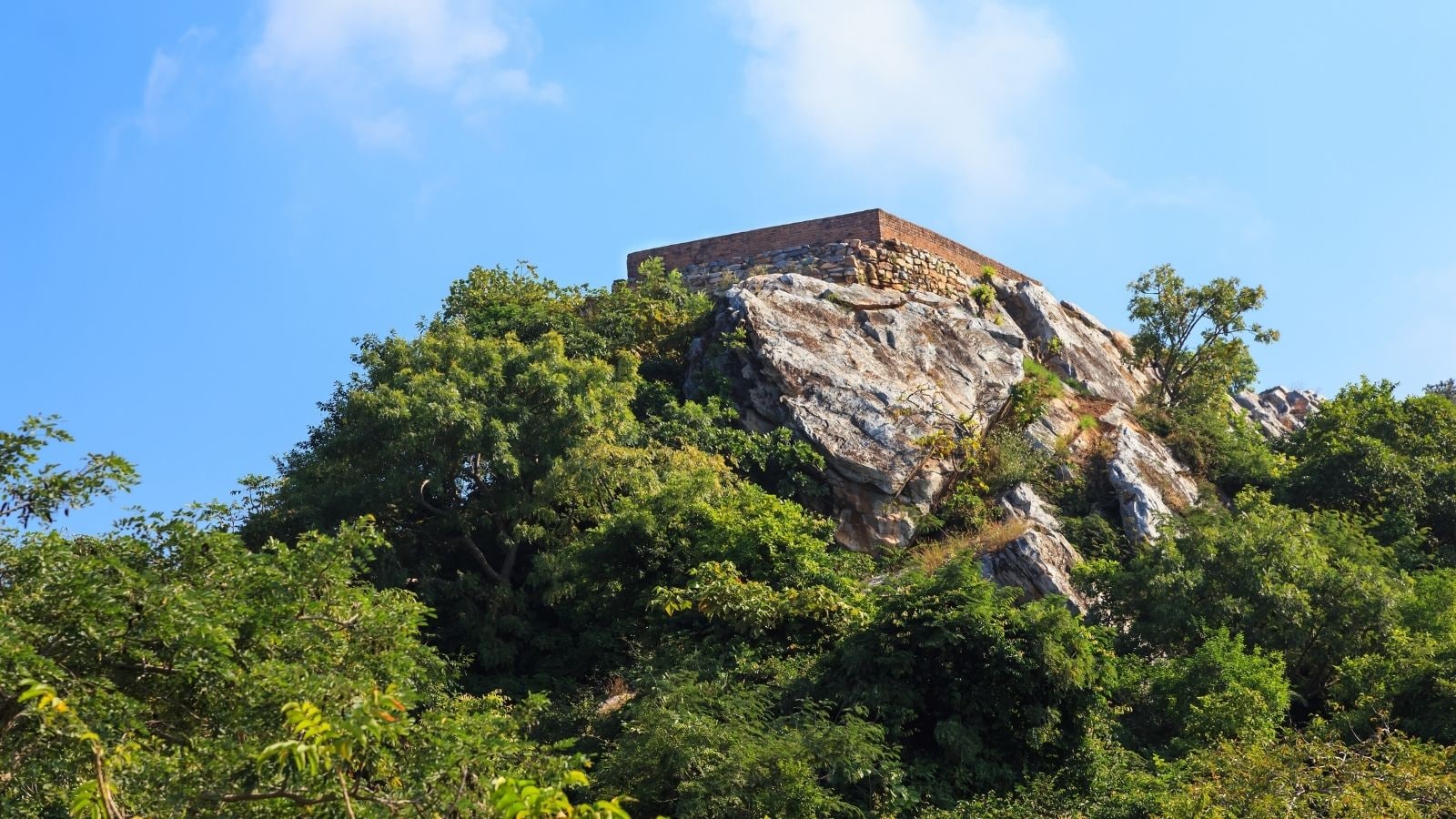 Skip The Crowds: Discover India’s States With Just One Hill Station