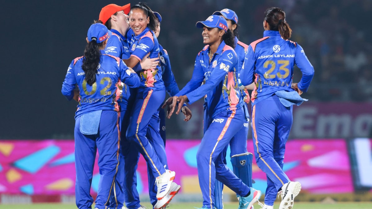 RCB Vs MI Live Score, WPL 2026: Mumbai Indians On Top, Royal ...