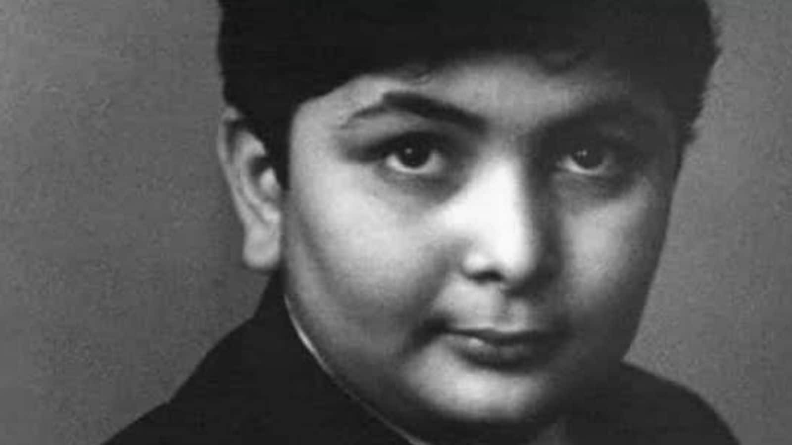 Rishi Kapoor Led This Hit Film, But A New Face Who Made Entry After ...
