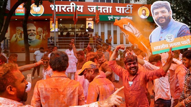 Mumbai BMC Election Results Highlights: ‘Dhurandhar Devendra’ Posters ...