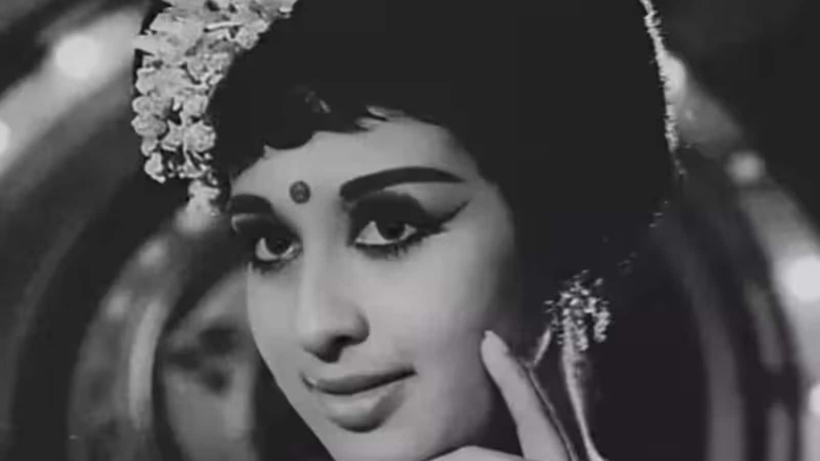 Debut At 13, Worked With Same Co-Star In 130 Films, Earned A Place In ...