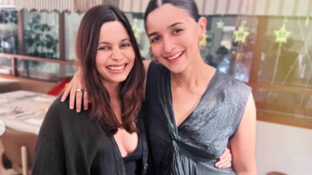 Shaheen Bhatt’s Vacation Post Has Sister Alia Bhatt Saying ‘Um Hi ...