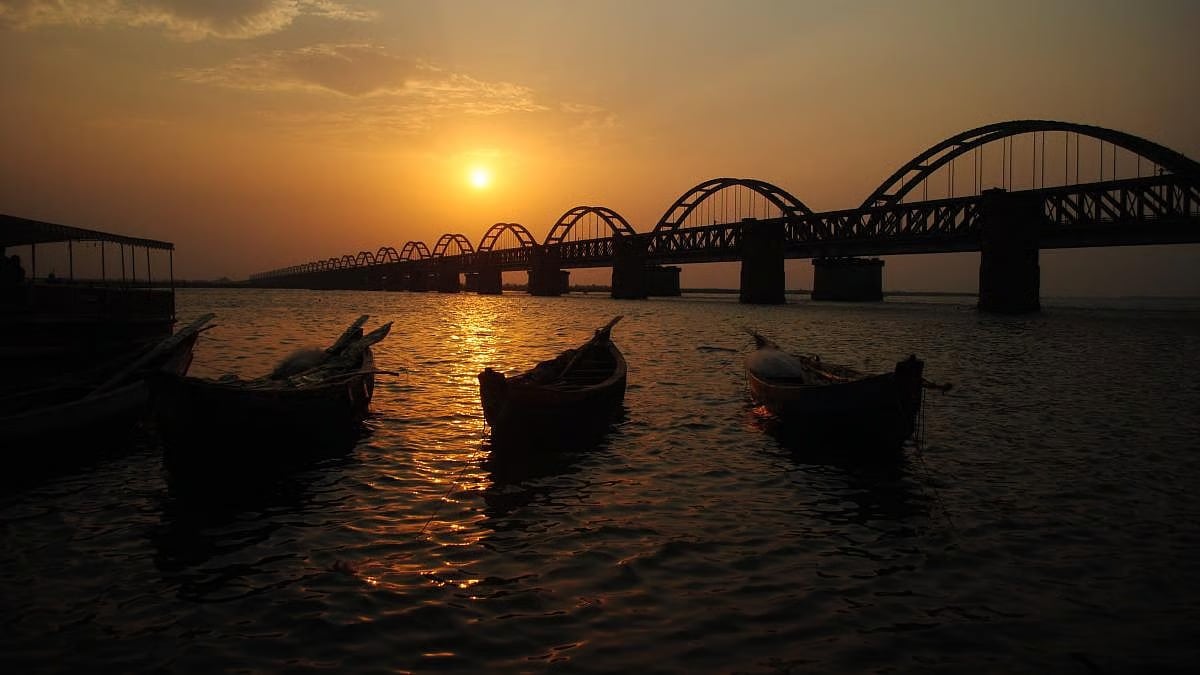 Most Rivers Head East In India But Narmada Chooses The Arabian Sea