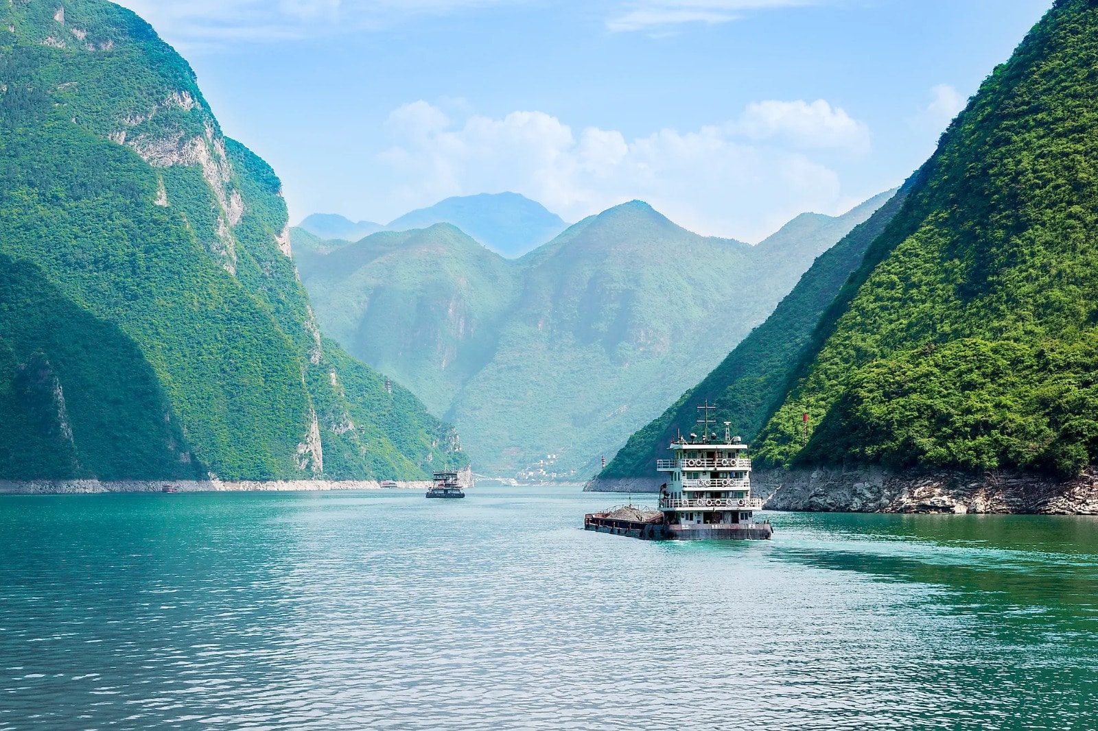 This Is The Longest River In Asia But It Flows Only Within One Country ...