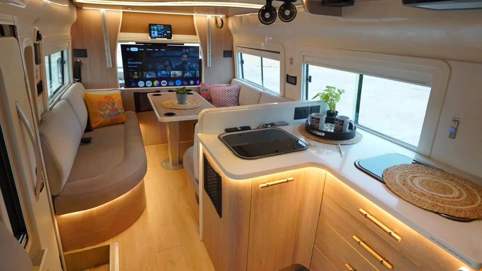 Espresso, AI and Satellite Internet: Inside Rolls-Royce’s Ultra-Luxury ...
