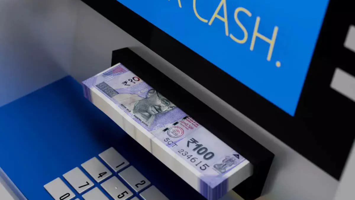 No More Hassle For Change: ATMs Will Now Exchange Your Big Notes ...