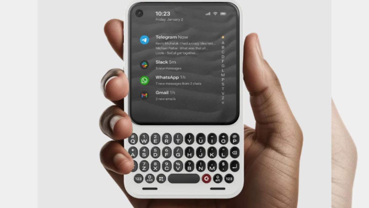 What Is Clicks Communicator And Why Are Smartphone Keyboard Lovers ...
