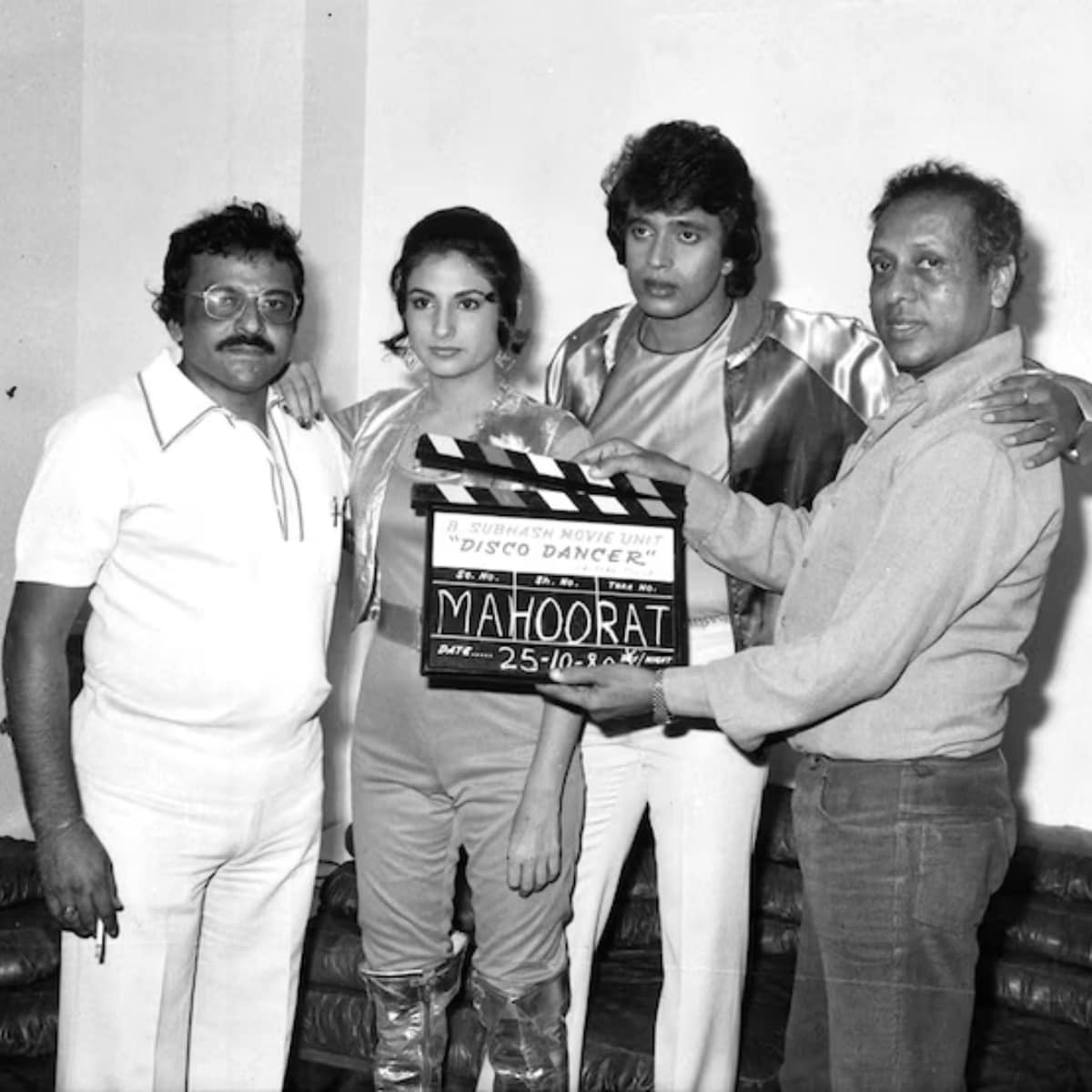 44 Years Ago, This Mithun Chakraborty Film Became The First Rs 100 ...