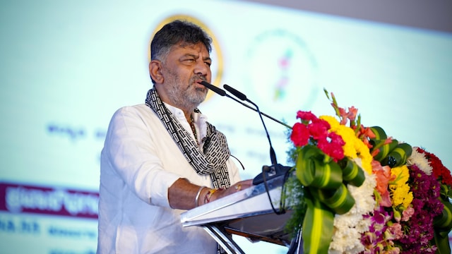 Karnataka CM Swearing-In Ceremony LIVE Updates: DK Shivakumar To Take ...