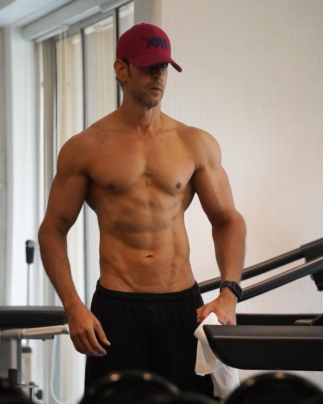 Want Biceps Like Hrithik Roshan? Here’s The Workout Routine Behind His ...