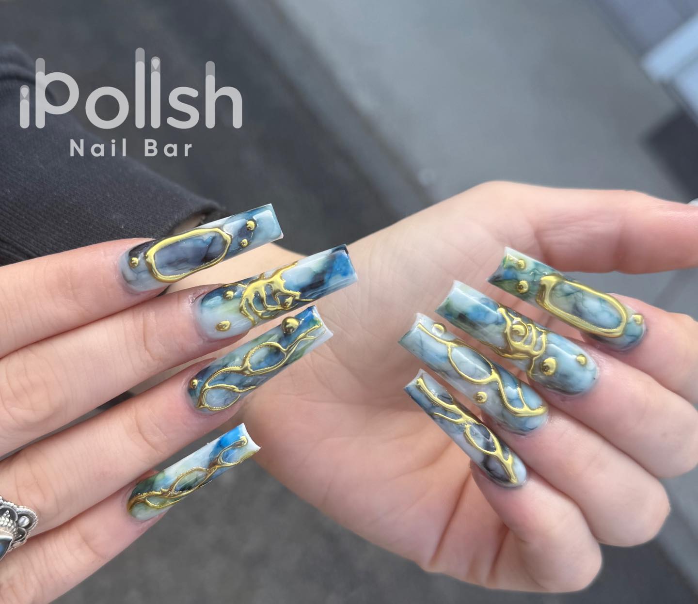 Forget Nail Polish! These Smart Nails Change Colour Instantly