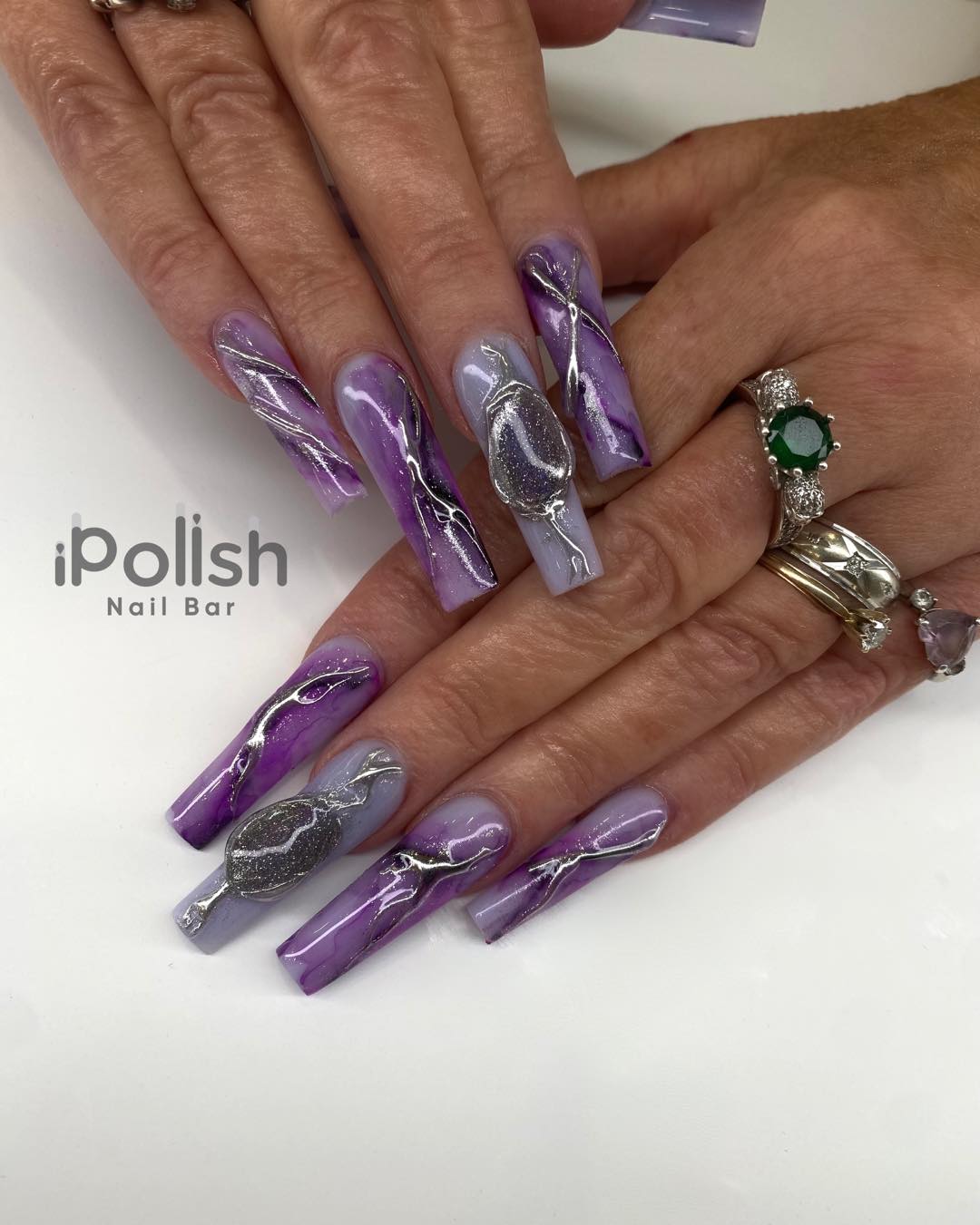 Forget Nail Polish! These Smart Nails Change Colour Instantly