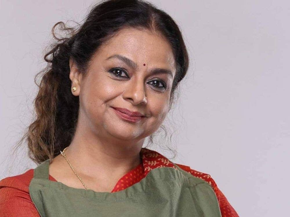 This Actress Divorced Three Times, Is Mother To 2 Bollywood Stars